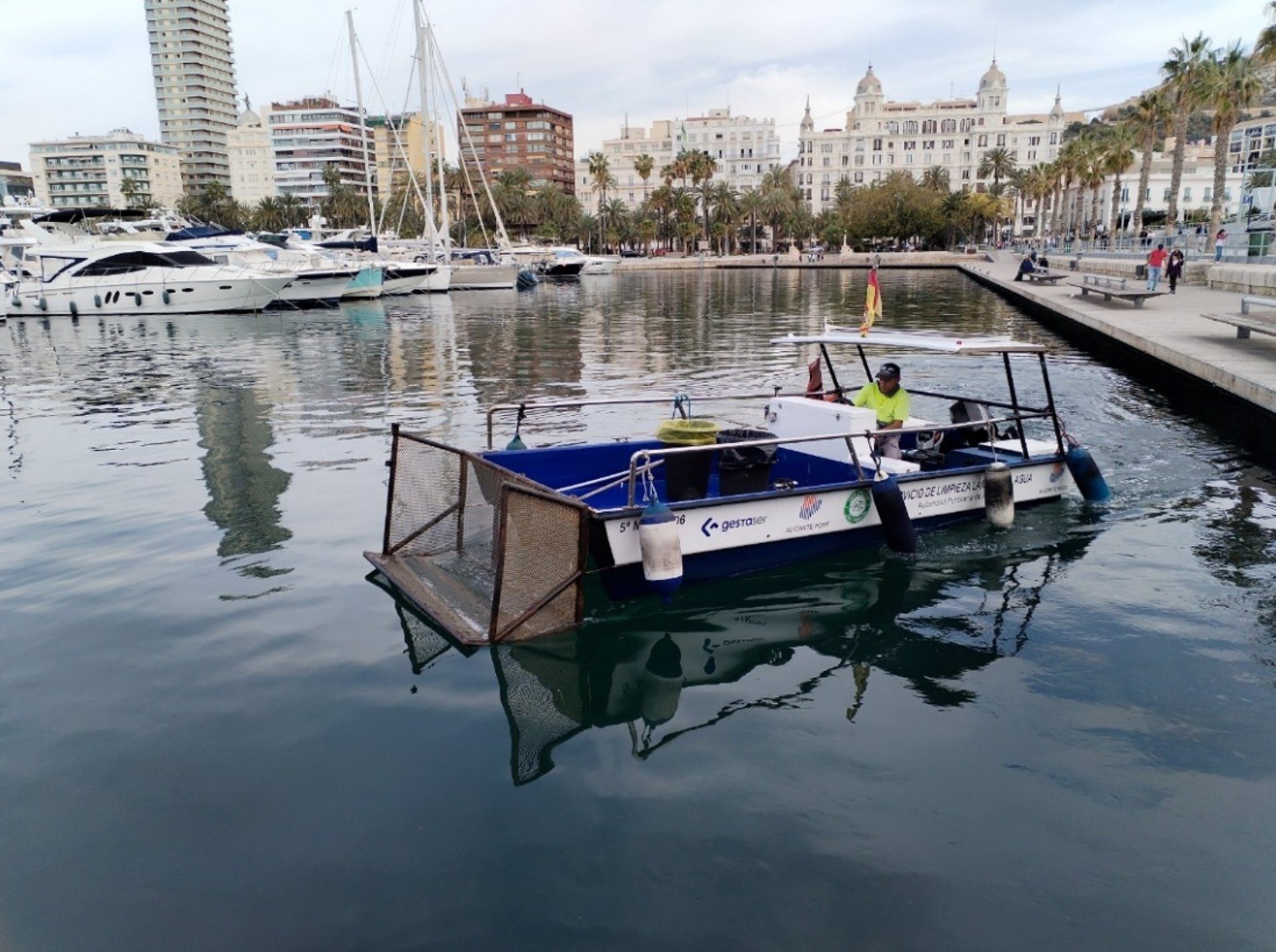 El Port d'Alacant Innovarà amb un Vaixell de Propulsió Elèctrica per ...